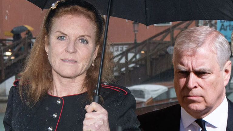 Sarah Ferguson and Prince Andrew 'Remarrying' as Fergie's Father ...