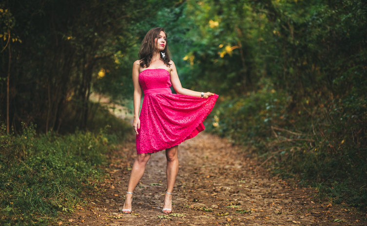How To Dress For Your Body Shape? - Fashion Central UK