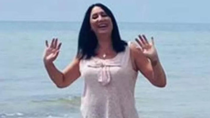 Beloved Mum 'With Heart of Gold' Found in Critical Condition and Dies ...